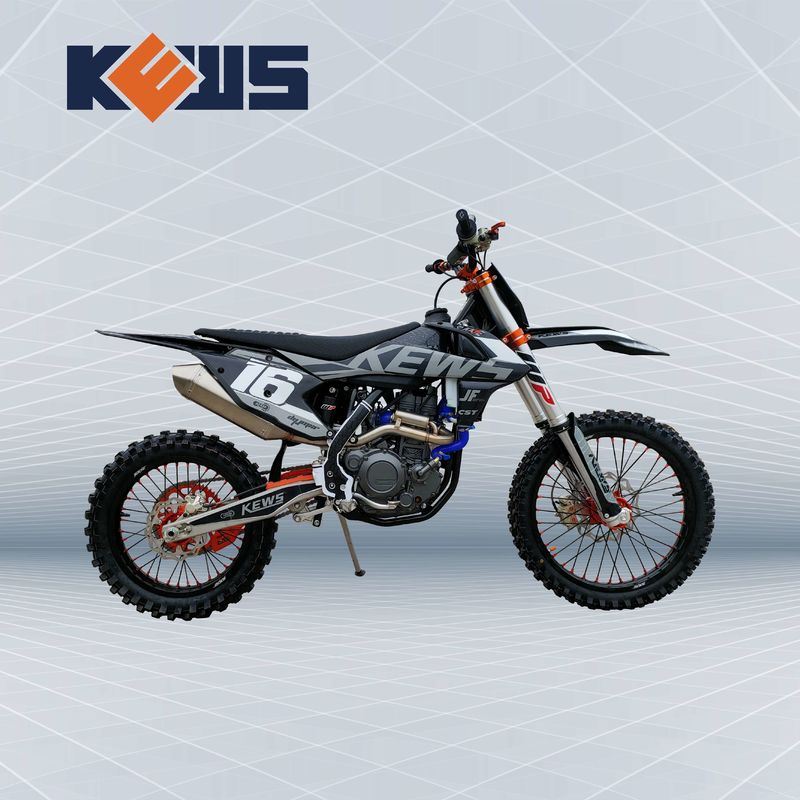 Black 250CC Enduro Motorcycles K16 Model With Benelli Twin Cam Engine ...