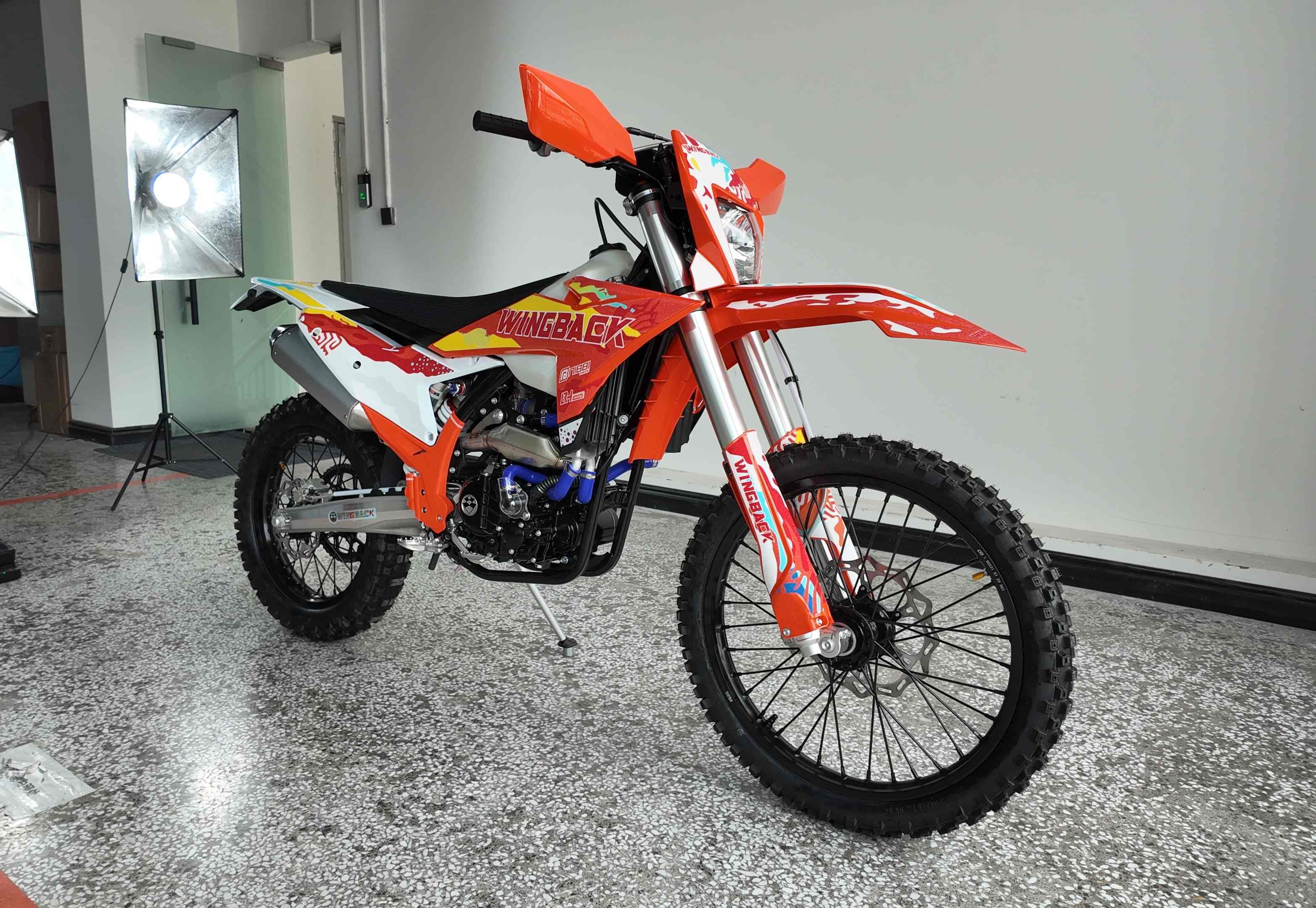 4 Stroke Enduro Motorcycle with NB300 Engine 19kw Power and 24N*m ...